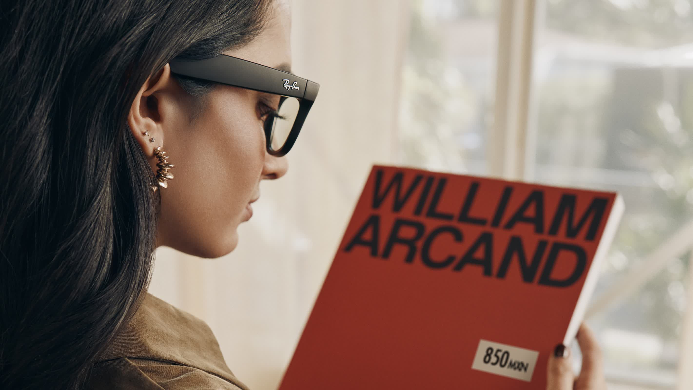 Meta expands Ray-Ban smart glasses with live translation, visual AI ...