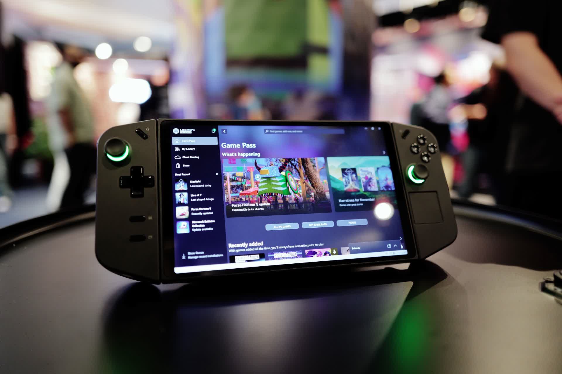 Microsoft's next-gen gaming strategy: A handheld, a PC-like Xbox, or ...